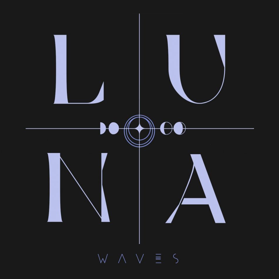 Luna Waves Brings Light From Under The 'Blood Moon' | Right Chord Music